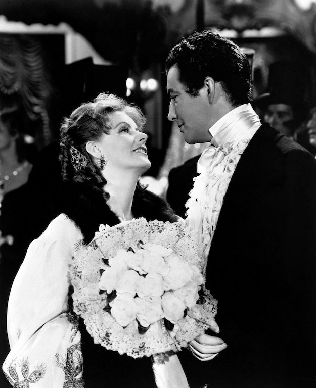 Camille (1936): Greta Garbo's Flawless Film - Vanguard of Hollywood