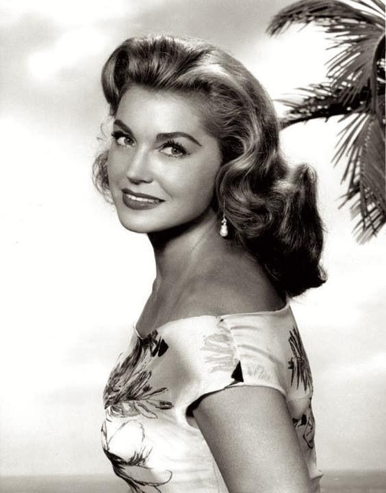 Esther Williams: Hollywood's Sassy Mermaid - Vanguard of Hollywood