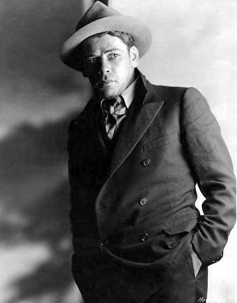 Paul Muni: America's First Actor - Vanguard of Hollywood