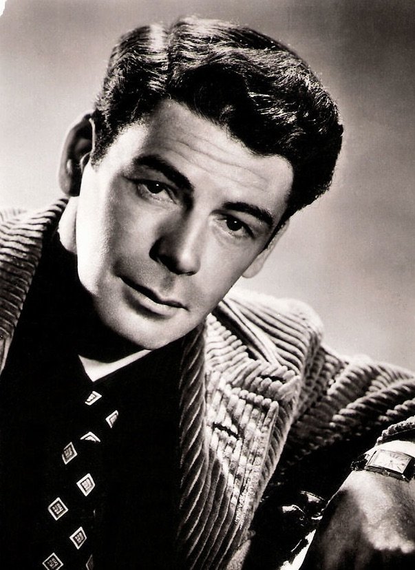 Paul Muni: America's First Actor - Vanguard of Hollywood