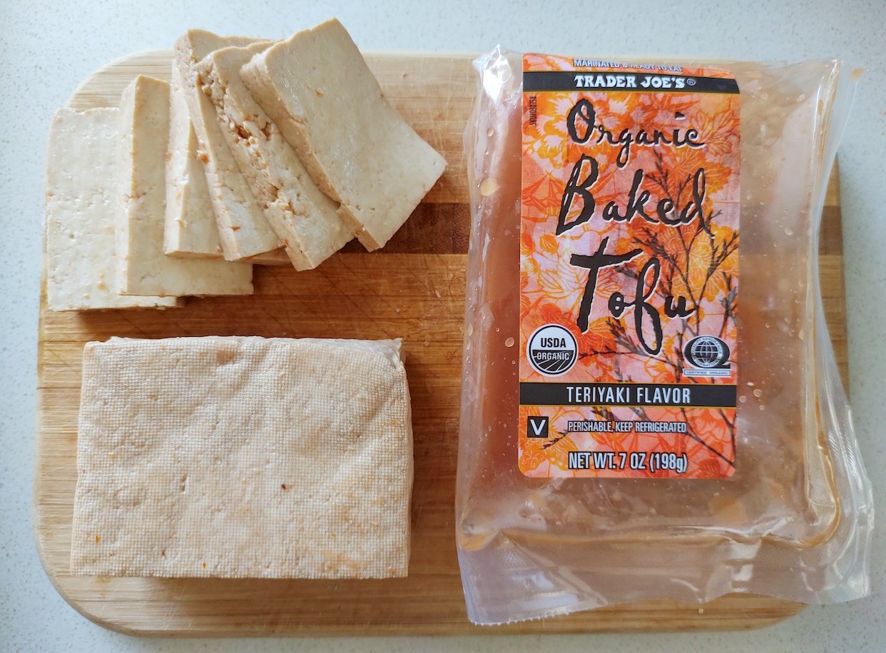 Sriracha Vegenaise Sandwiches - Vanguard of Hollywood